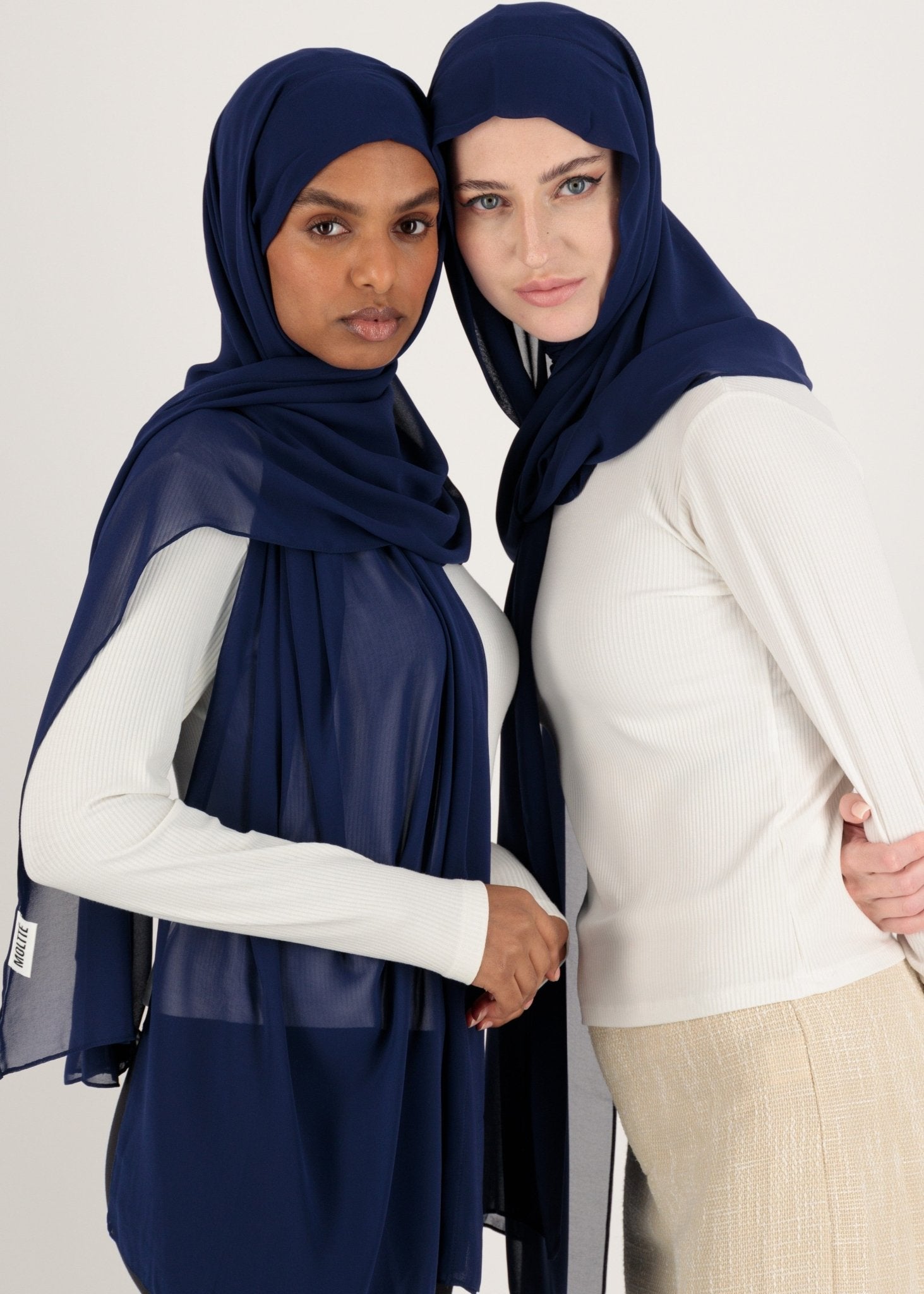 MOLTTE Instant Hijab | Chiffon Hijab With Stitched full Neck Cotton ...