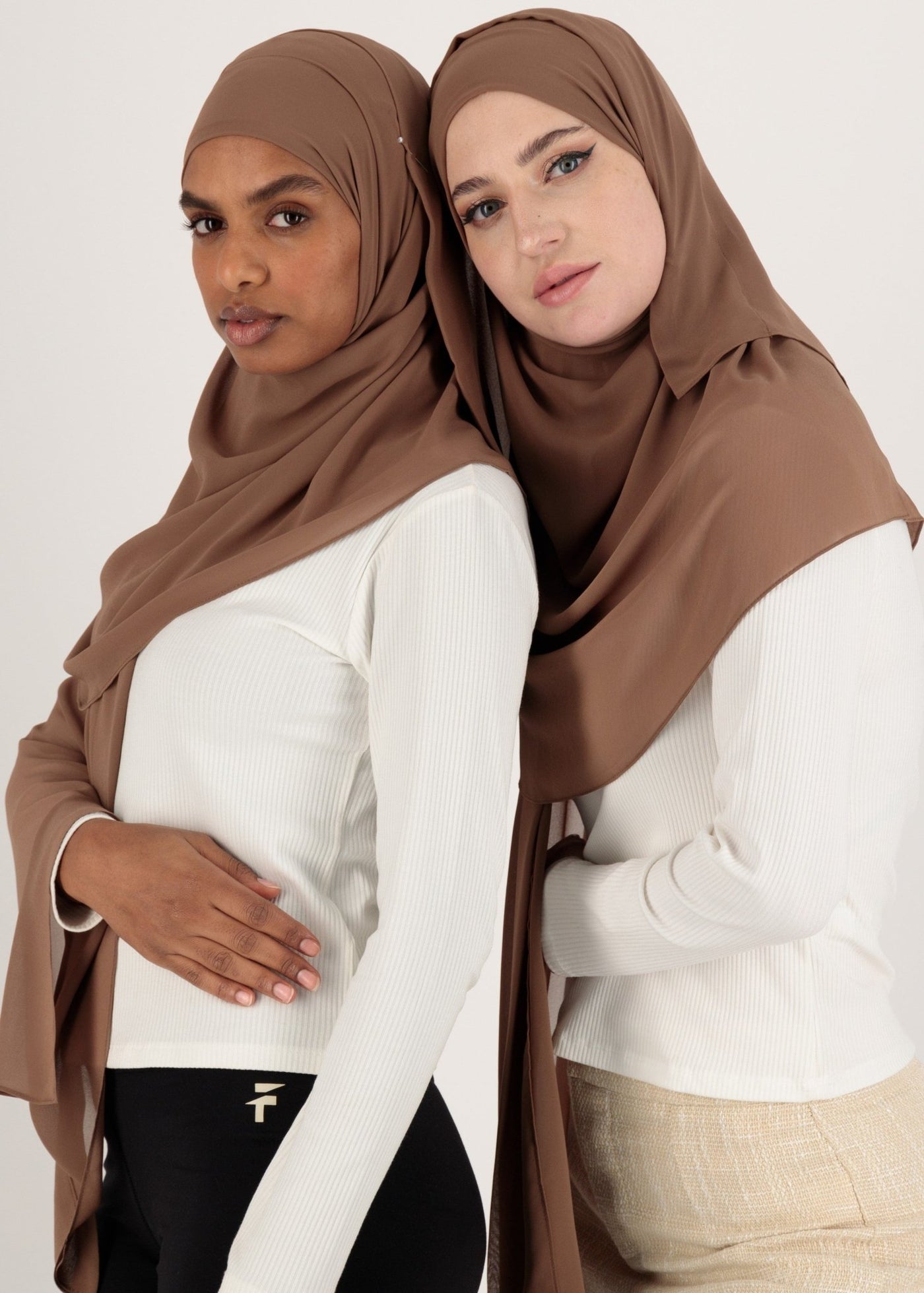 MOLTTE Instant Hijab | Chiffon Hijab With Stitched full Neck Cotton ...